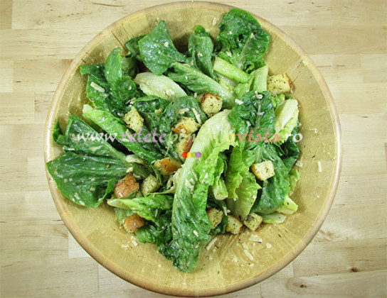 Salata Caesar (Salata Cezar) - Reteta Originala ⋆ Retete Pentru O Viata
