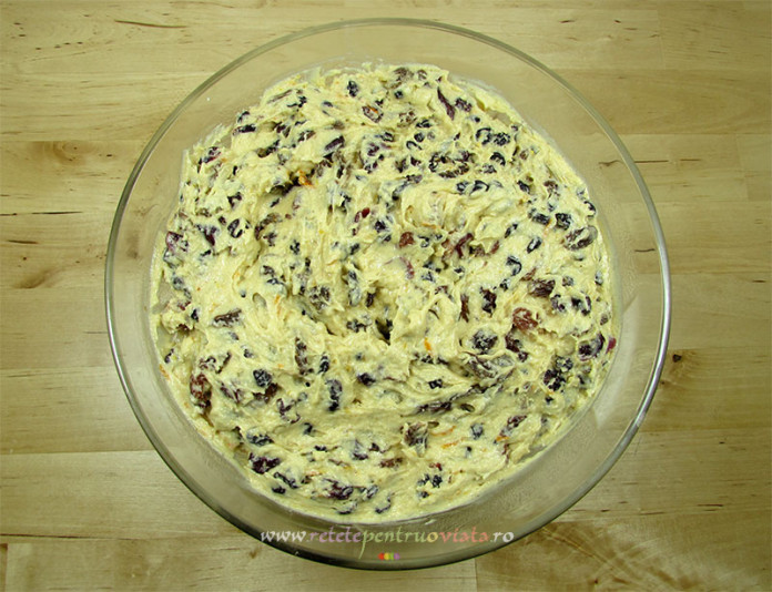 Chec cu Fructe Confiate (Jamie Oliver) ⋆ Retete Pentru O Viata