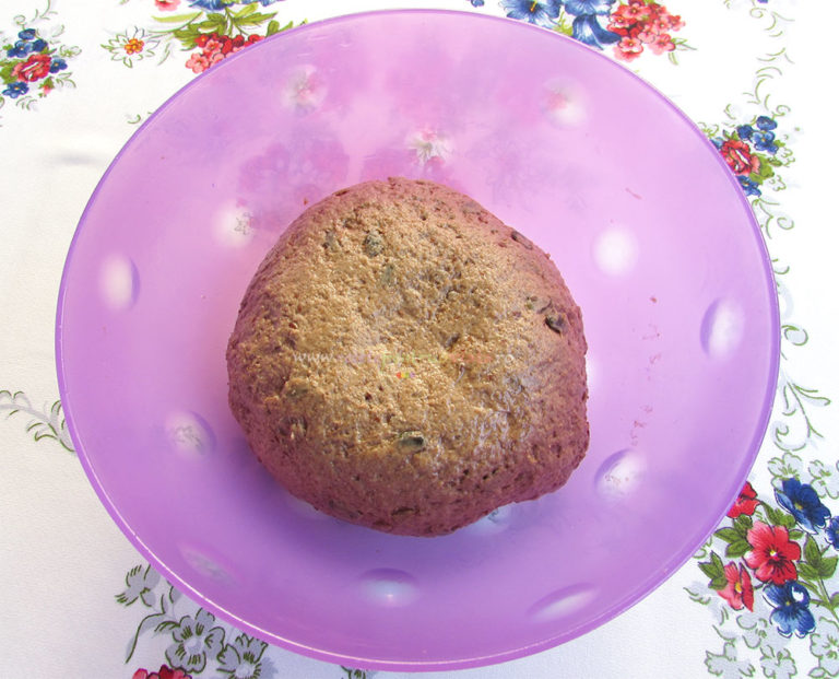 Paine de Casa cu Faina Neagra si Seminte ⋆ Retete Pentru O Viata