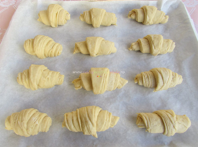 Croissante de Casa cu Unt ⋆ Retete Pentru O Viata