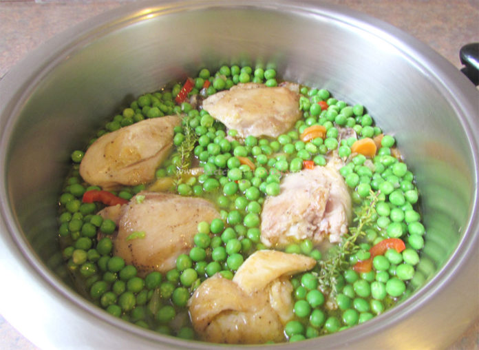 Mancare de Mazare cu Pui ⋆ Retete Pentru O Viata