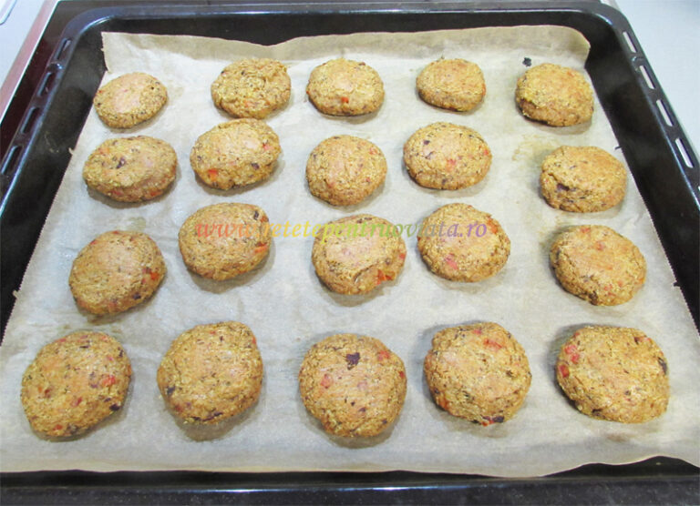 Chiftele de Quinoa si Fasole Rosie la Cuptor ⋆ Retete Pentru O Viata