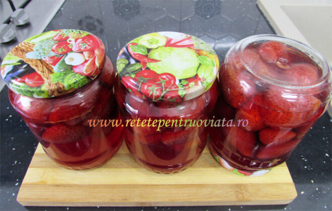 Compot de Capsuni Natural, fara Conservanti ⋆ Retete Pentru O Viata